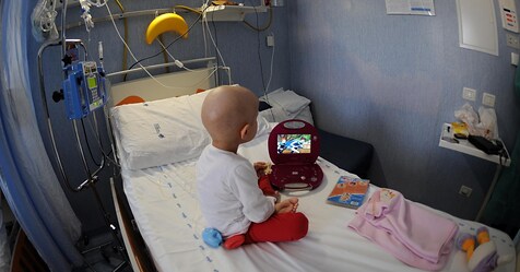 Gran Bretagna, genitori rapiscono figlio malato di cancro che rischia ...