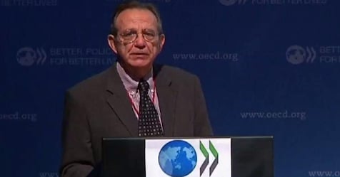 Padoan debutta a Bruxelles - Rai News