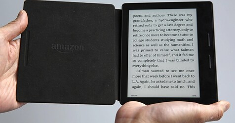 Dieci anni del Kindle Amazon, la rivoluzione della lettura - Rai News