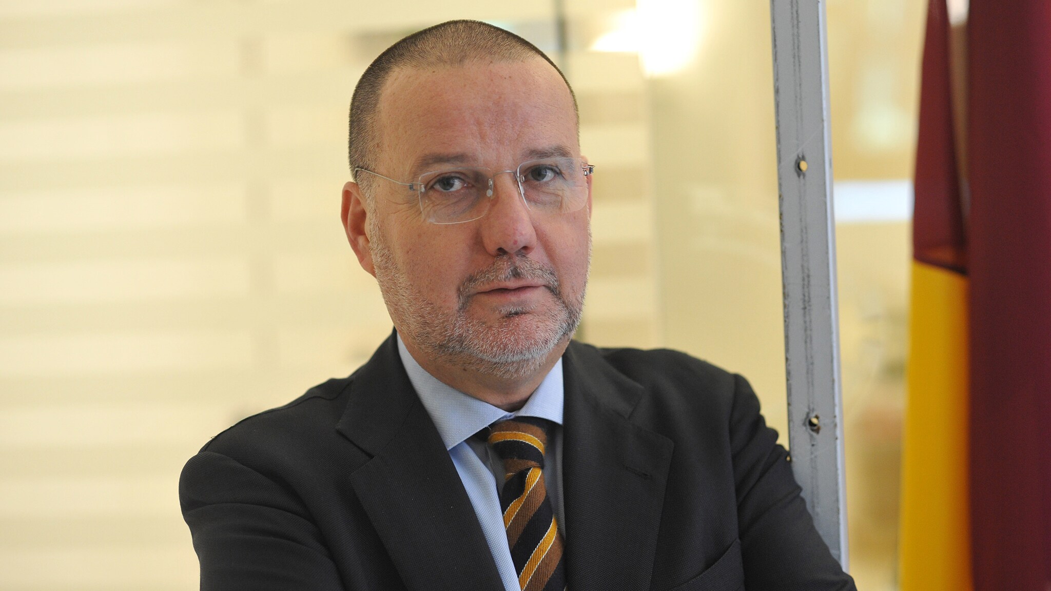 Alberto Melloni. Blasfemia, diritti e libertà - Filosofia - Rai Cultura