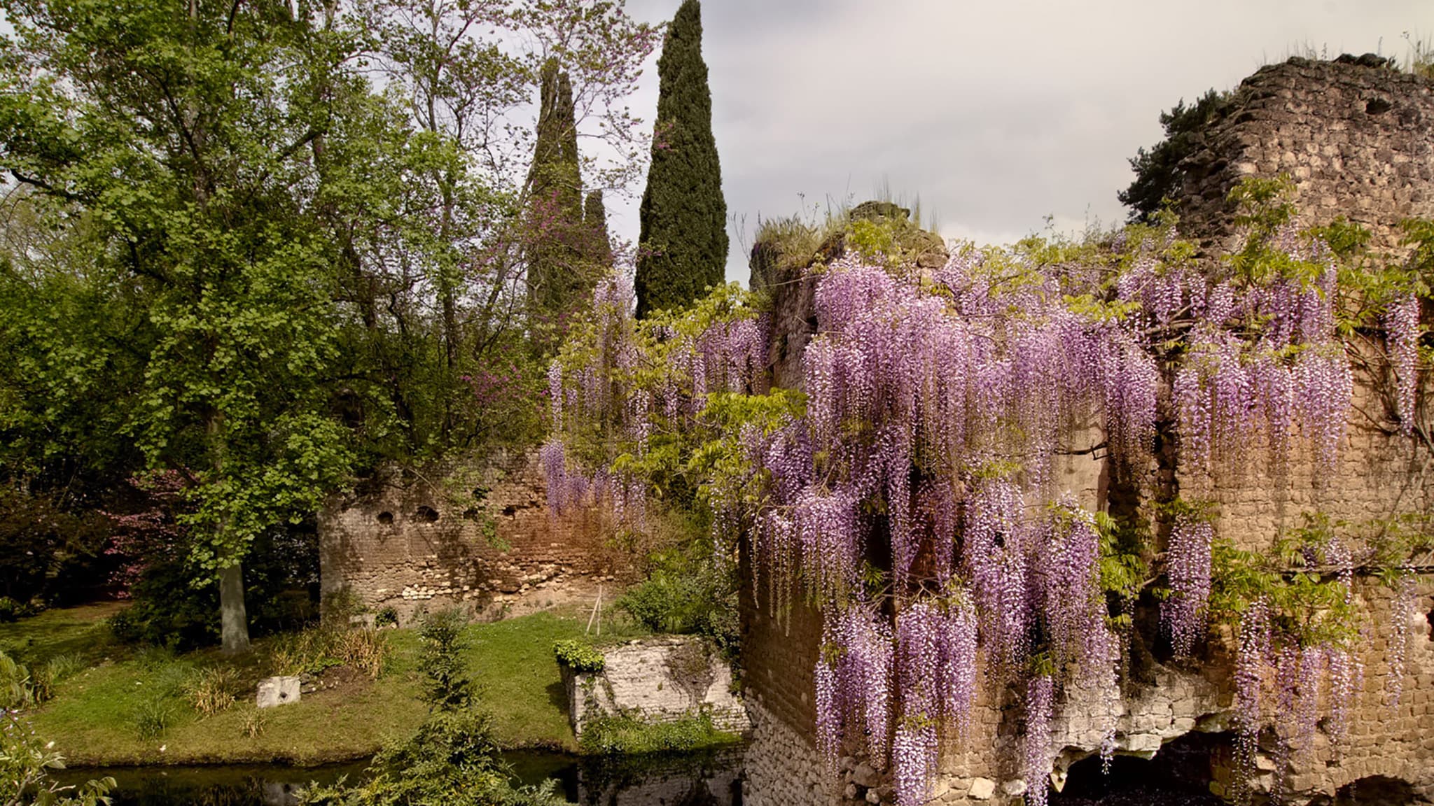 Il giardino di Ninfa - Arte - Rai Cultura