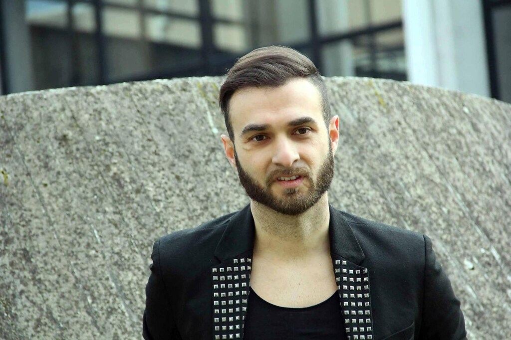 Filippo Graziani canta 'Le belle cose' - video - Rai News