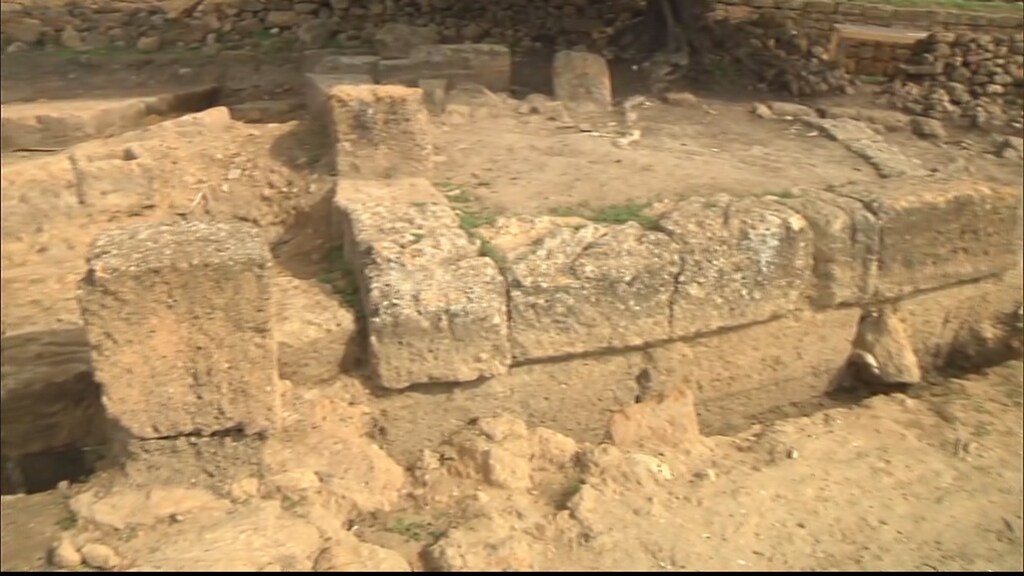 Gli scavi del teatro antico di Agrigento: parla l'archeologa Maria ...