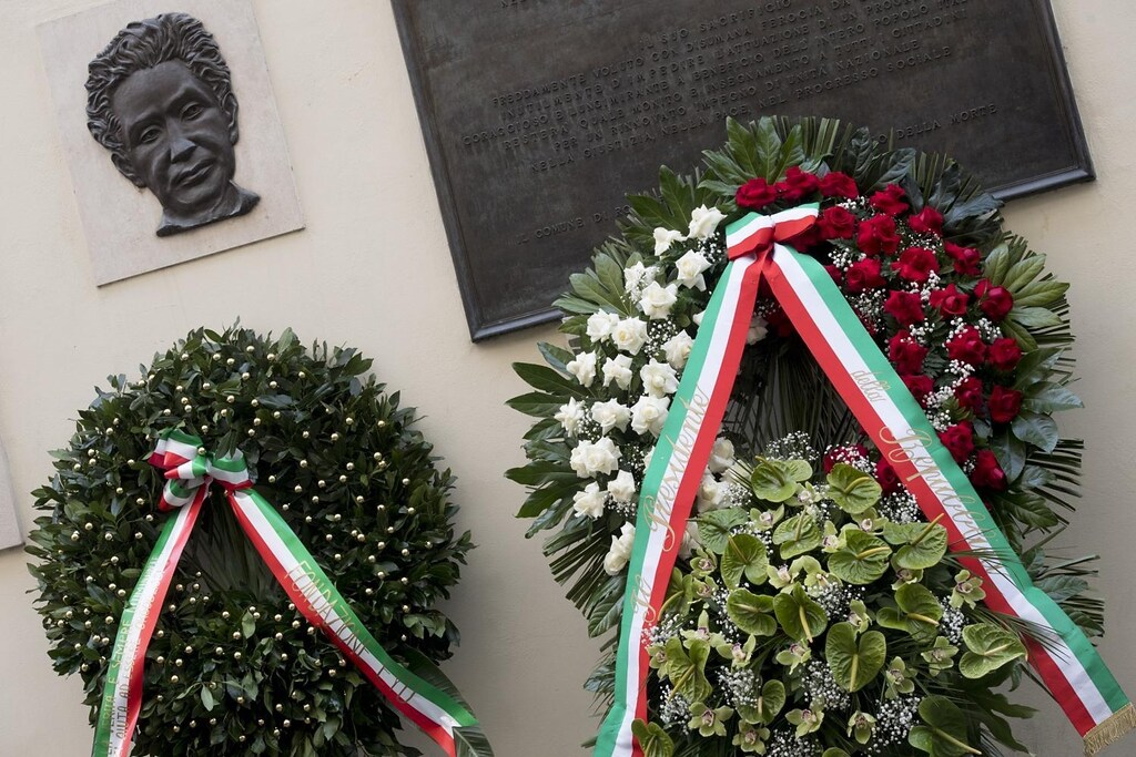 Aldo Moro: commemorazione a via Caetani - photogallery - Rai News