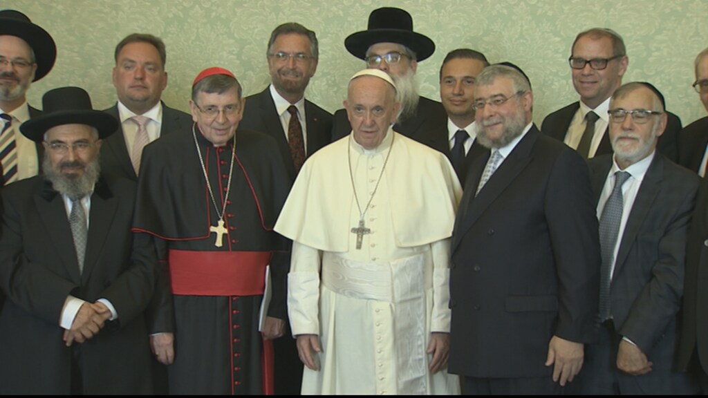 Il Papa incontra i Rabbini: "Dio conceda la pace" - video - Rai News