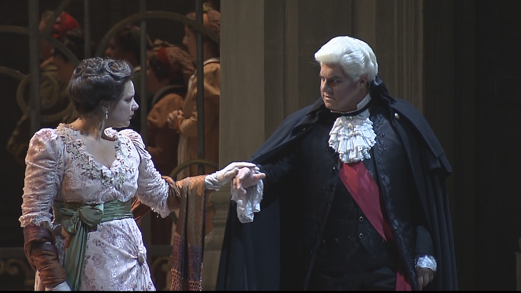 La Tosca con costumi e scenografie ricostruiti come quelli della prima ...