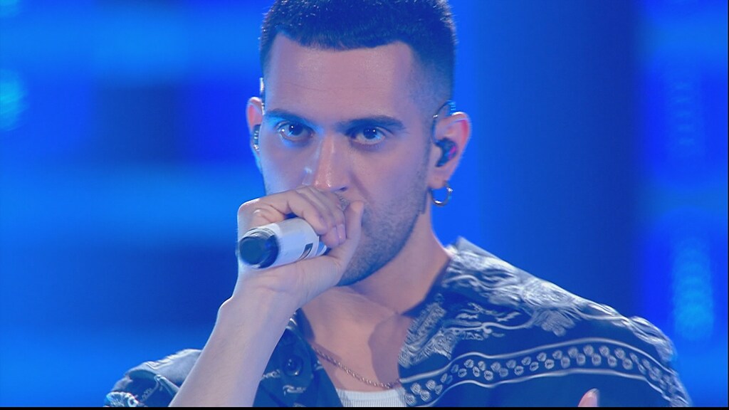 Dalla periferia di Milano al trionfo di Sanremo: alle origini del ...