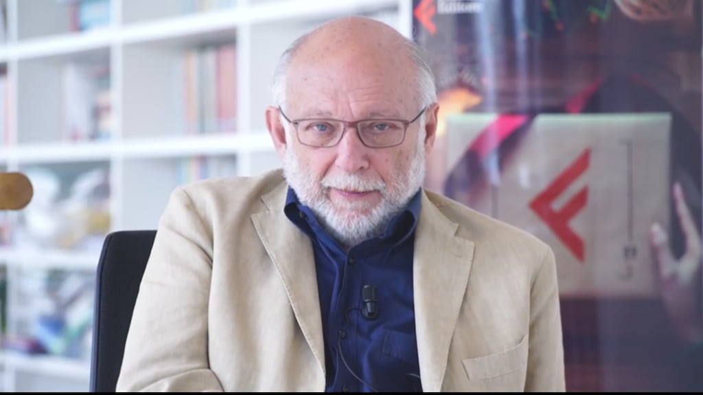 Vittorio Zucconi: l'oggetto che mi ha segnato di più è la Lettera 22 di ...