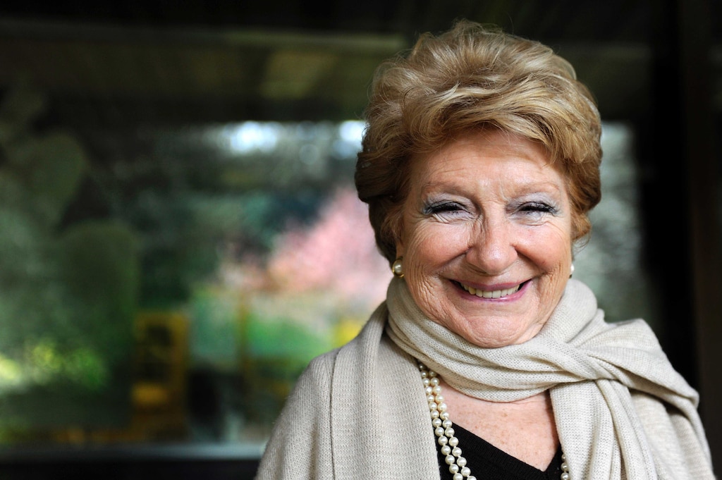 A 97 anni se ne va la signora del teatro italiano. Addio a Valeria ...