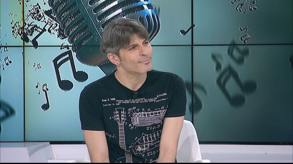 A 40 anni da "Ahi Maria" esce una raccolta di canzoni di Rino Gaetano ...